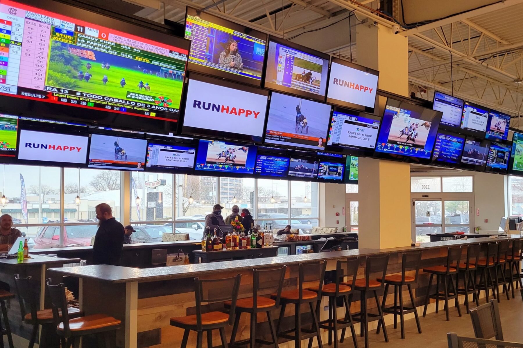Club Hawthorne at Black Eyed Susan in Joliet – Hawthorne Race Course