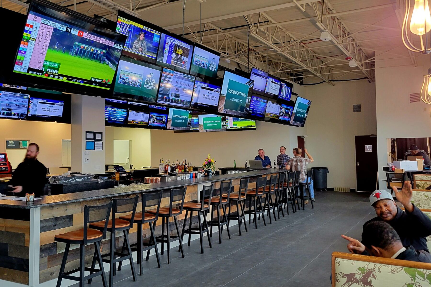 Club Hawthorne at Black Eyed Susan in Joliet – Hawthorne Race Course