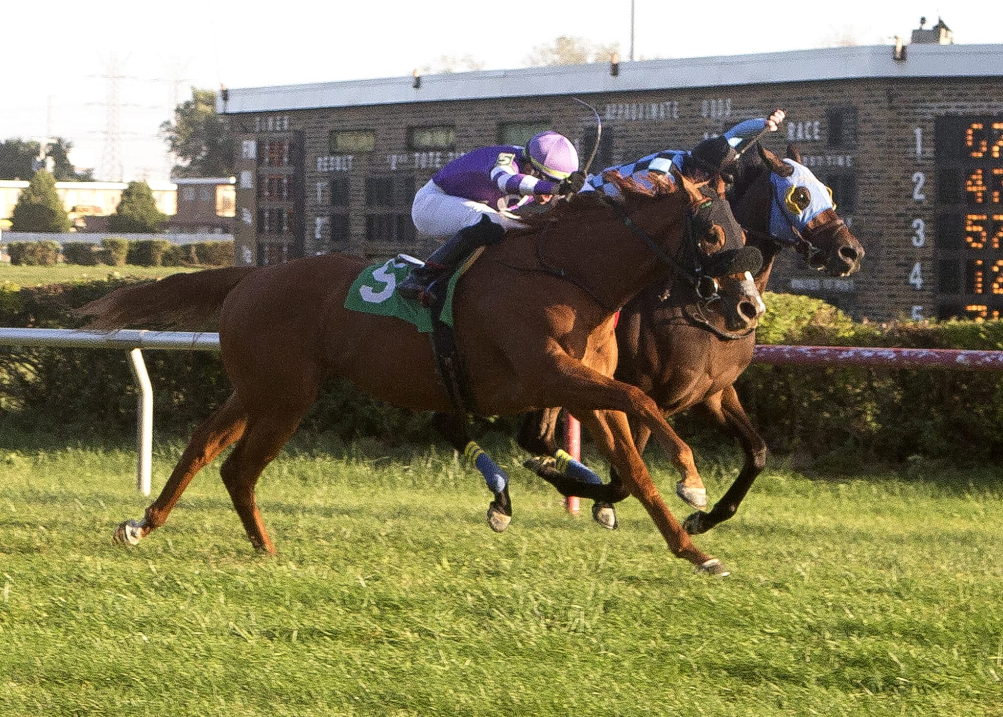 Ak Sar Ben Derby Rallies to Win Hawthorne Derby – Hawthorne Race Course